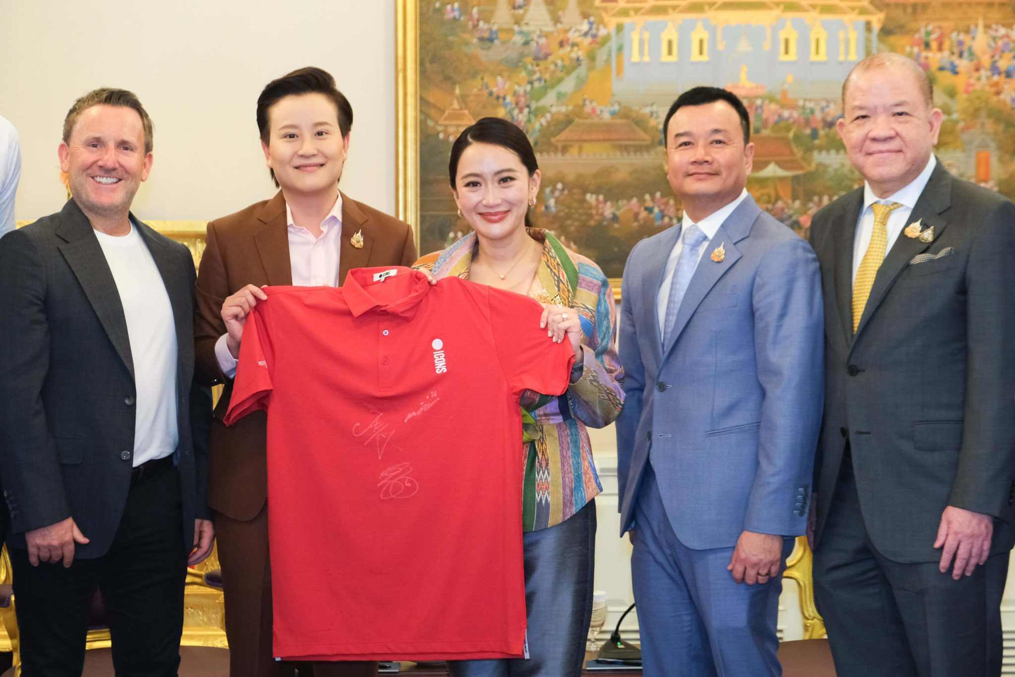 ผู้จัด Reignwood Icons of Football พบนายกฯ